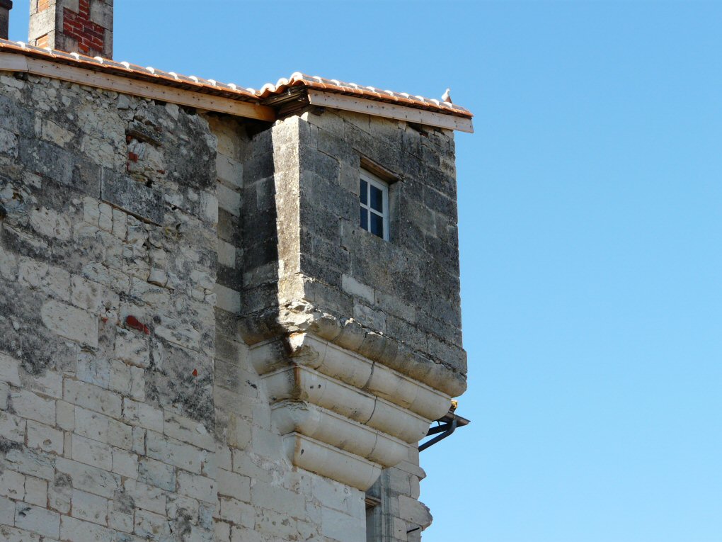 chateau de Lisle, construction du XVIe siècle