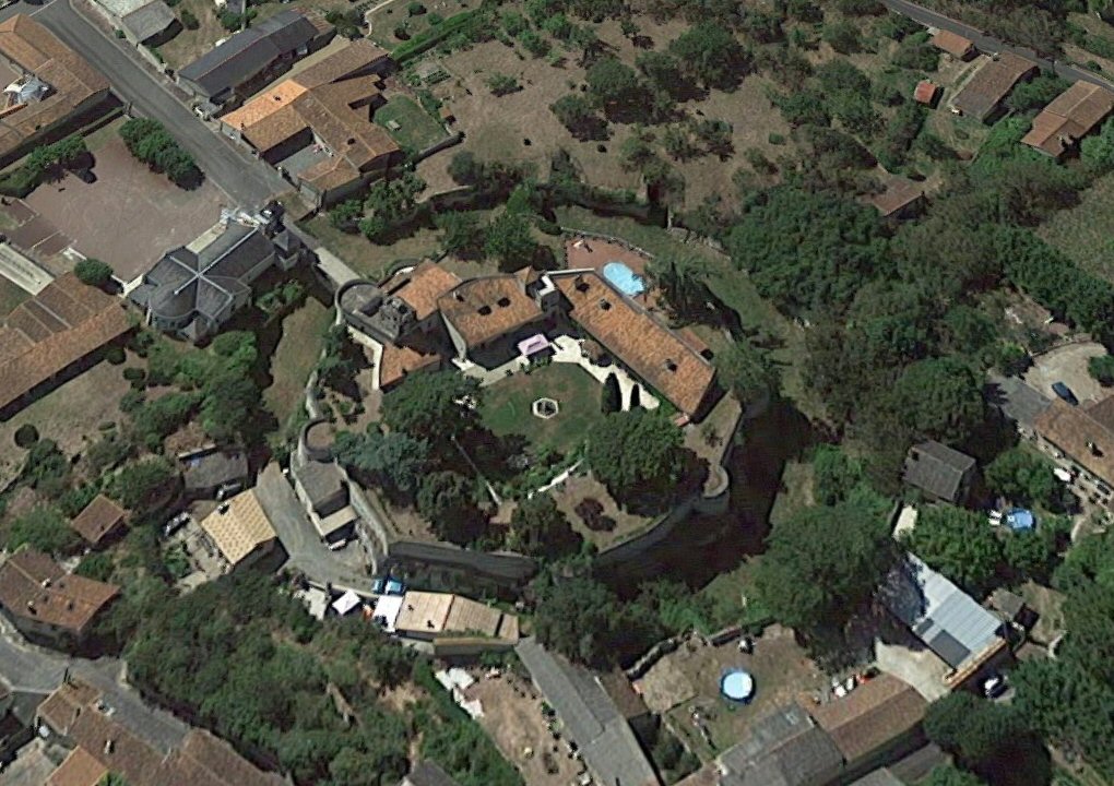 chateau de Ranton : propose la location intégrale