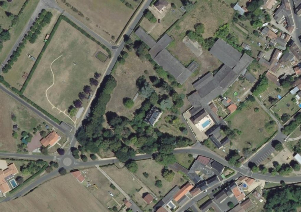 château des Aubiers à Ouzilly, propriété privée
