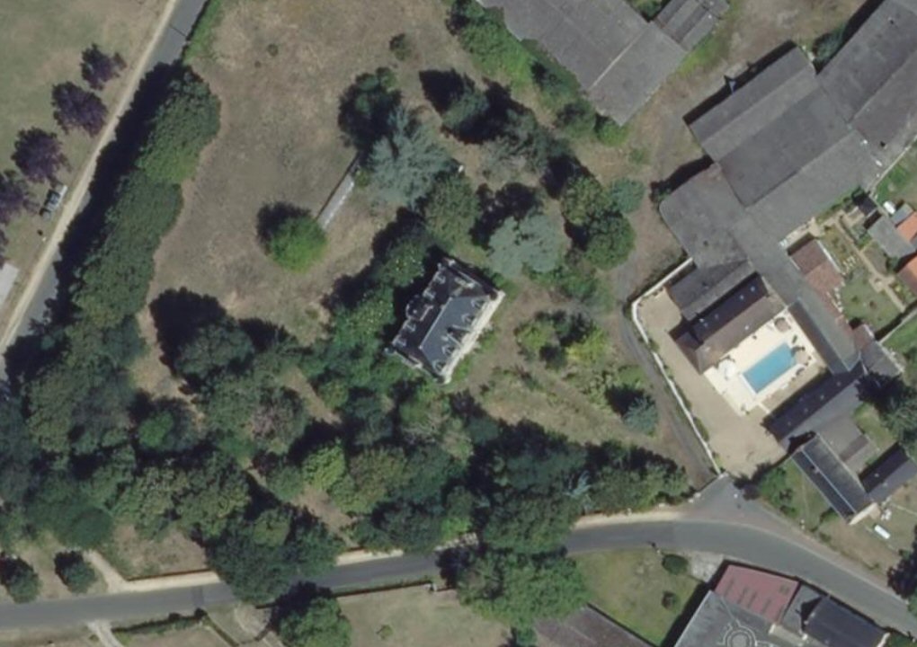 château des Aubiers à Ouzilly, propriété privée