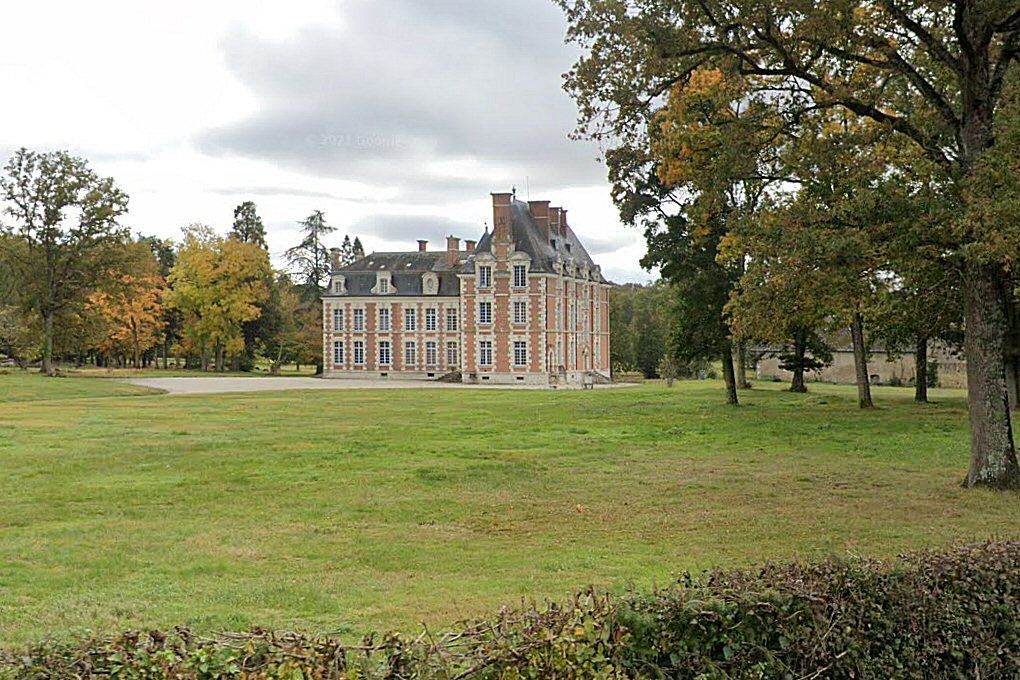château de Biard La Chapelle à Céré la Ronde