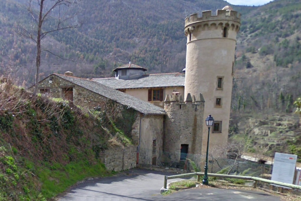 château de Nyer : visible de l'extérieur