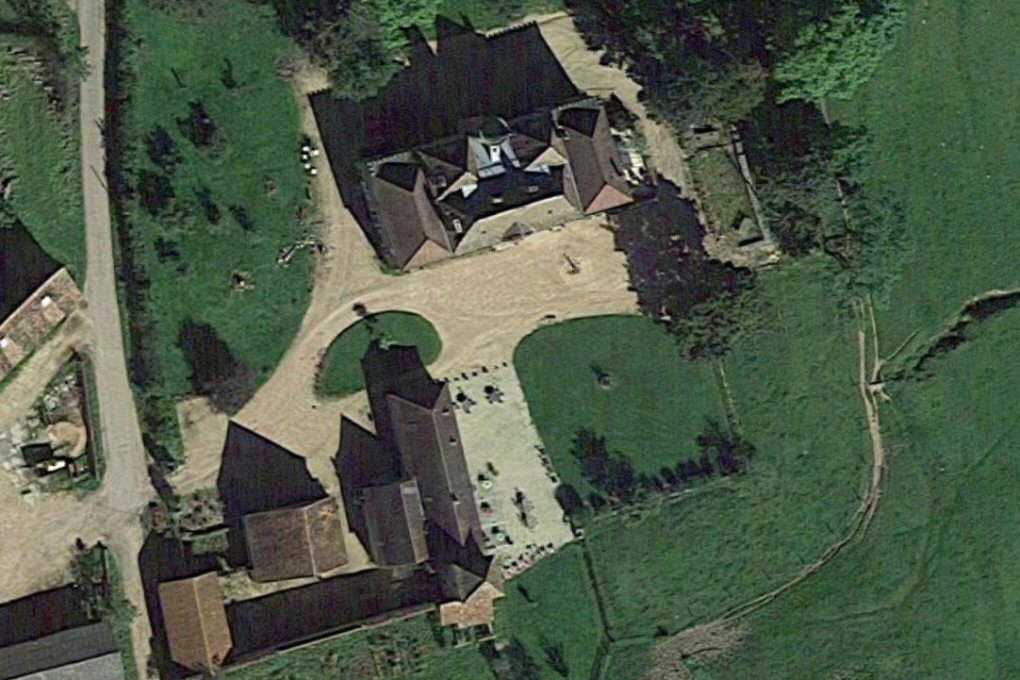 chateau du Lac à Anzy-le-Duc, location chambres d’hôtes