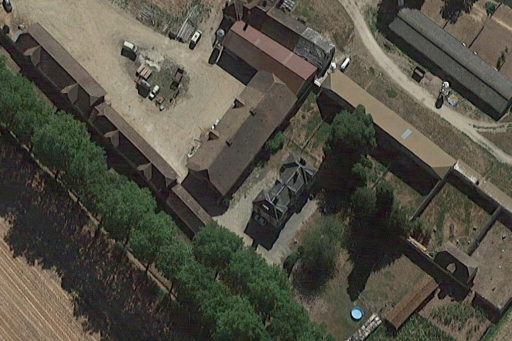 chateau du Rossay à Saint-Hilarion : vestiges