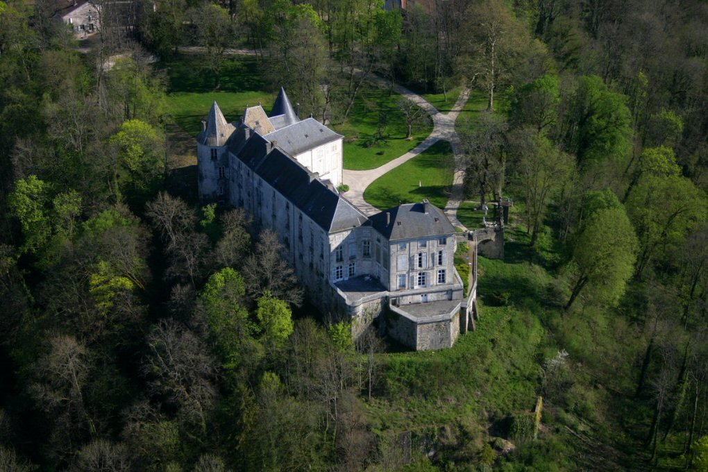 chateau de Reynel, ouvert au public visites en juillet et août