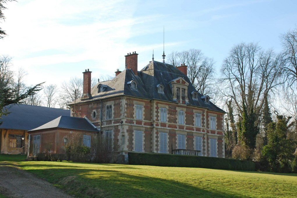 chateau de Grignon à Thiverval-Grignon : école d'Agriculture