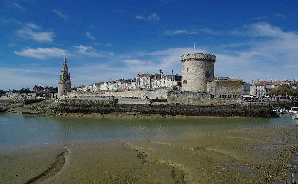 forteresse et tours de La Rochelle : propriété publique