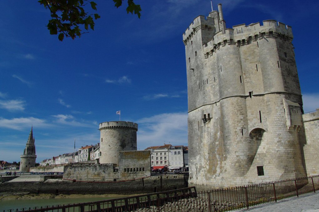 forteresse et tours de La Rochelle : propriété publique