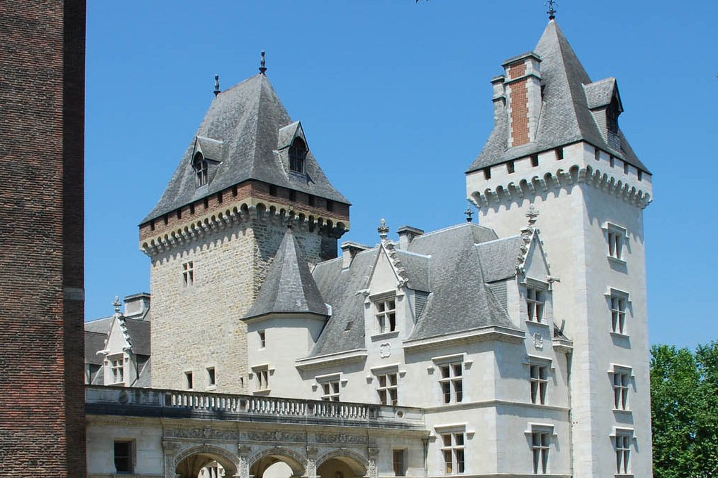 chateau de Pau : ouvert au public visites voir le site