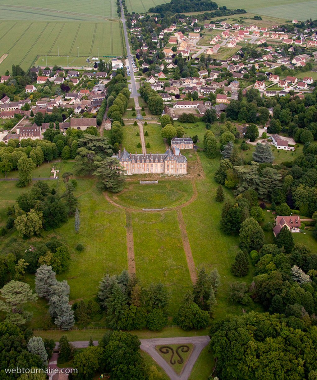 chateau d'Abondant, résidence hôtelière des Ducs
