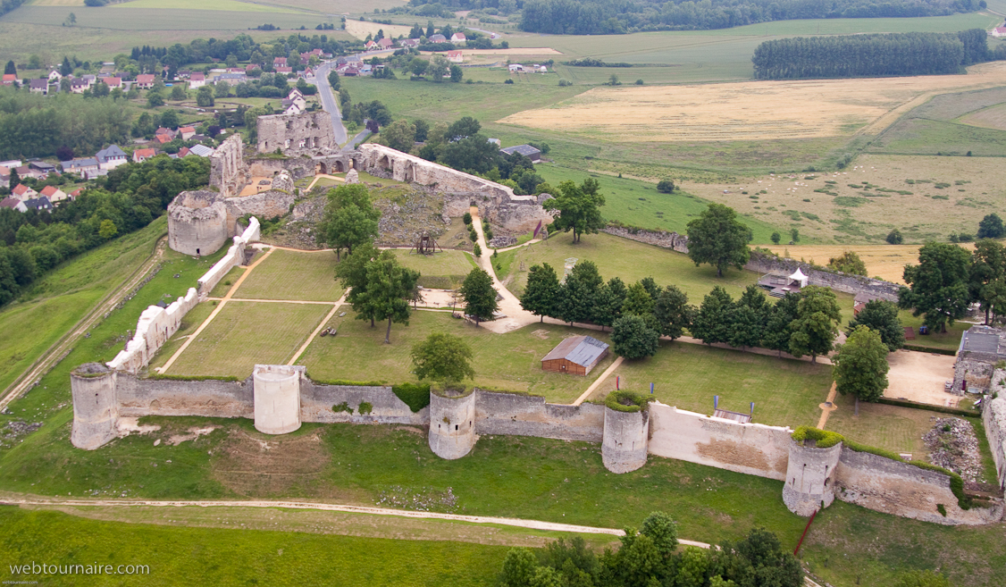 fortifications d'agglomération de Coucy-le-Château-Auffrique