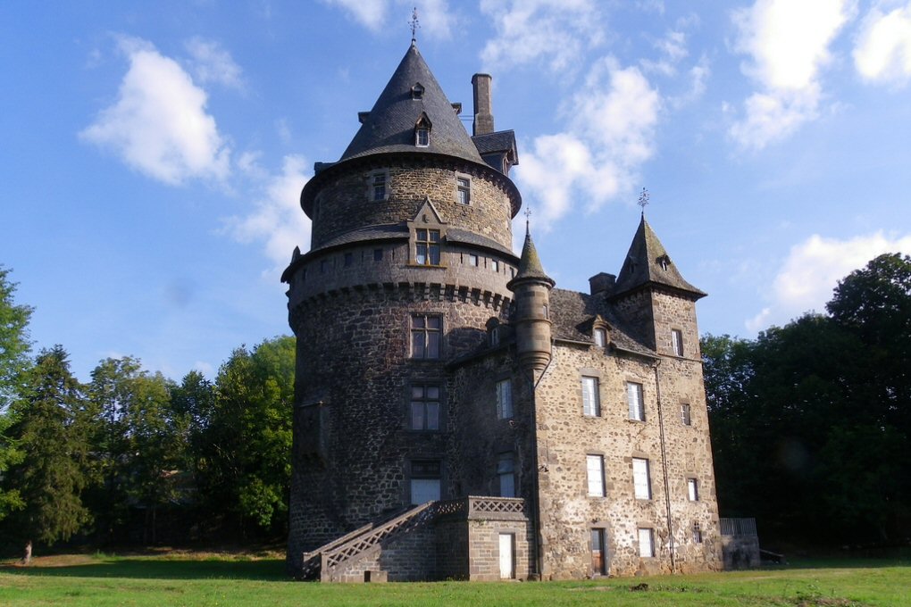 chateau de Mazerolles à Salins, inscrit MH le 18/11/2002