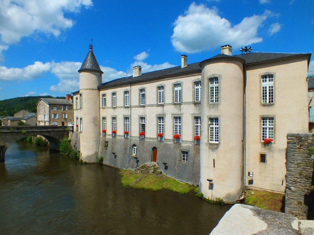 chateau de Brassac de Castelnau à Brassac, maison commune